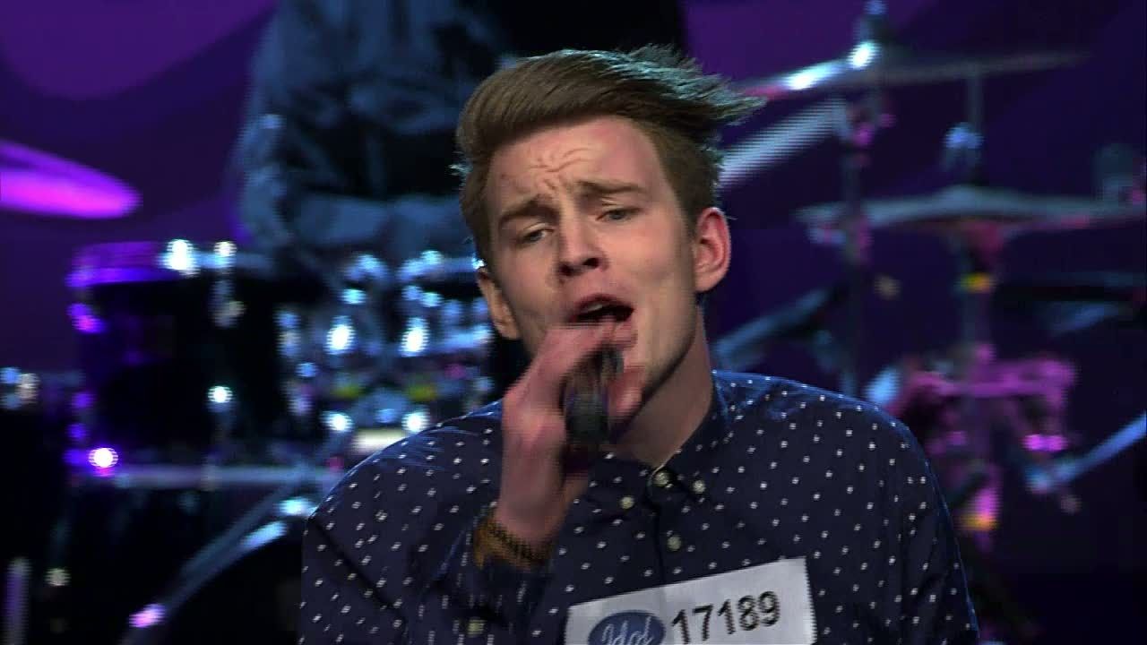 Thomas Lundell sjunger No One i solomomentet av Idols slu...
