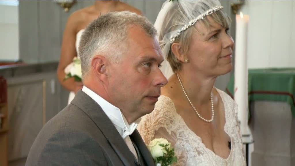 Peter och Helen gifter sig i Bonde söker fru