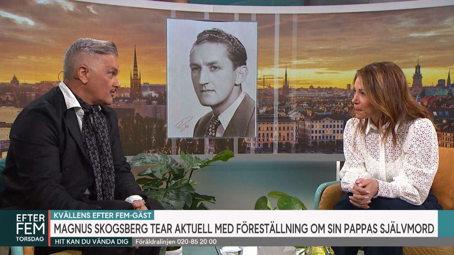 Magnus Skogsberg Tear gör föreställning om sin pappas sjä...