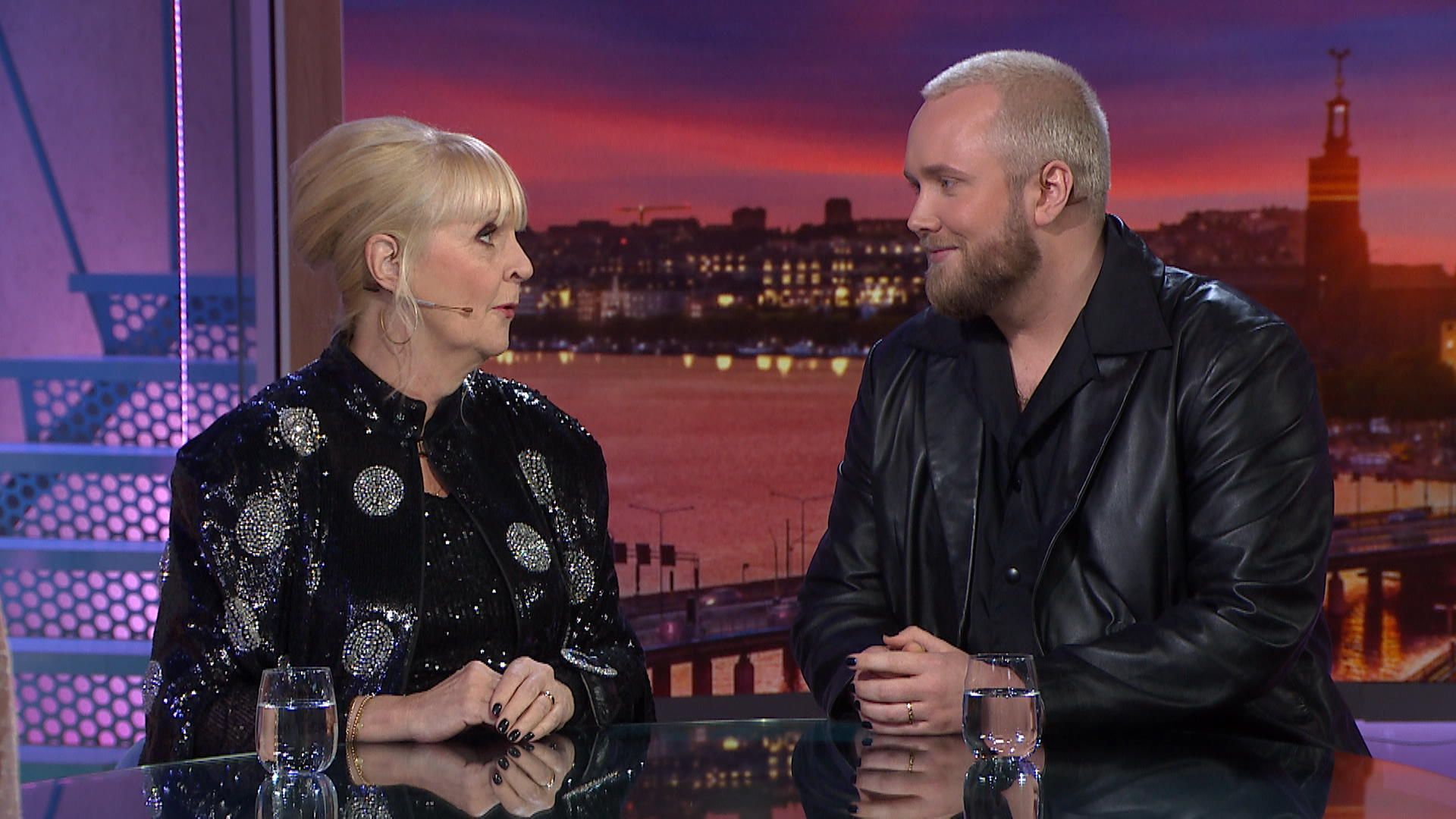 Så väl känner komikern Edvin sin mamma