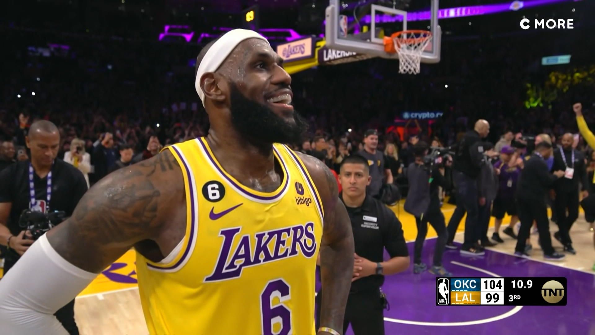 LeBron James slår tidernas poängrekord i NBA