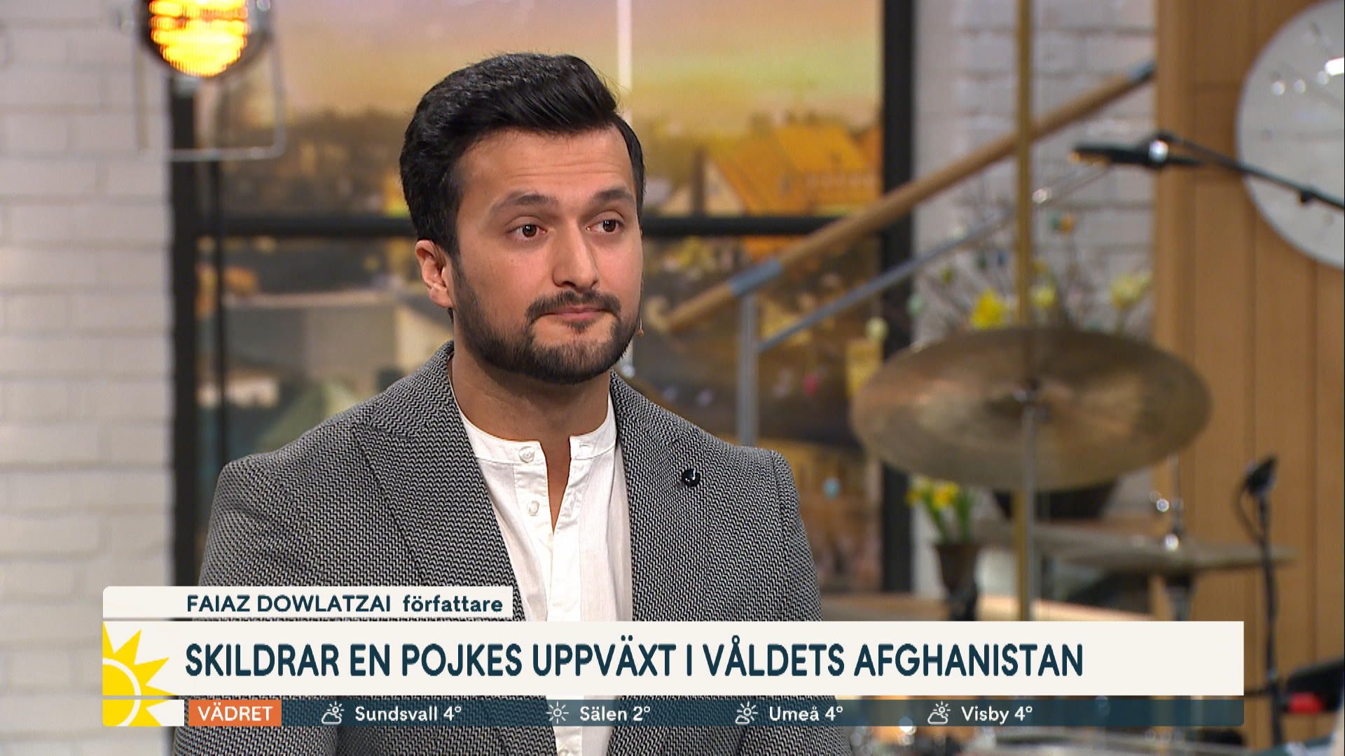 Faiaz skriver om uppväxten och flykten till Sverige