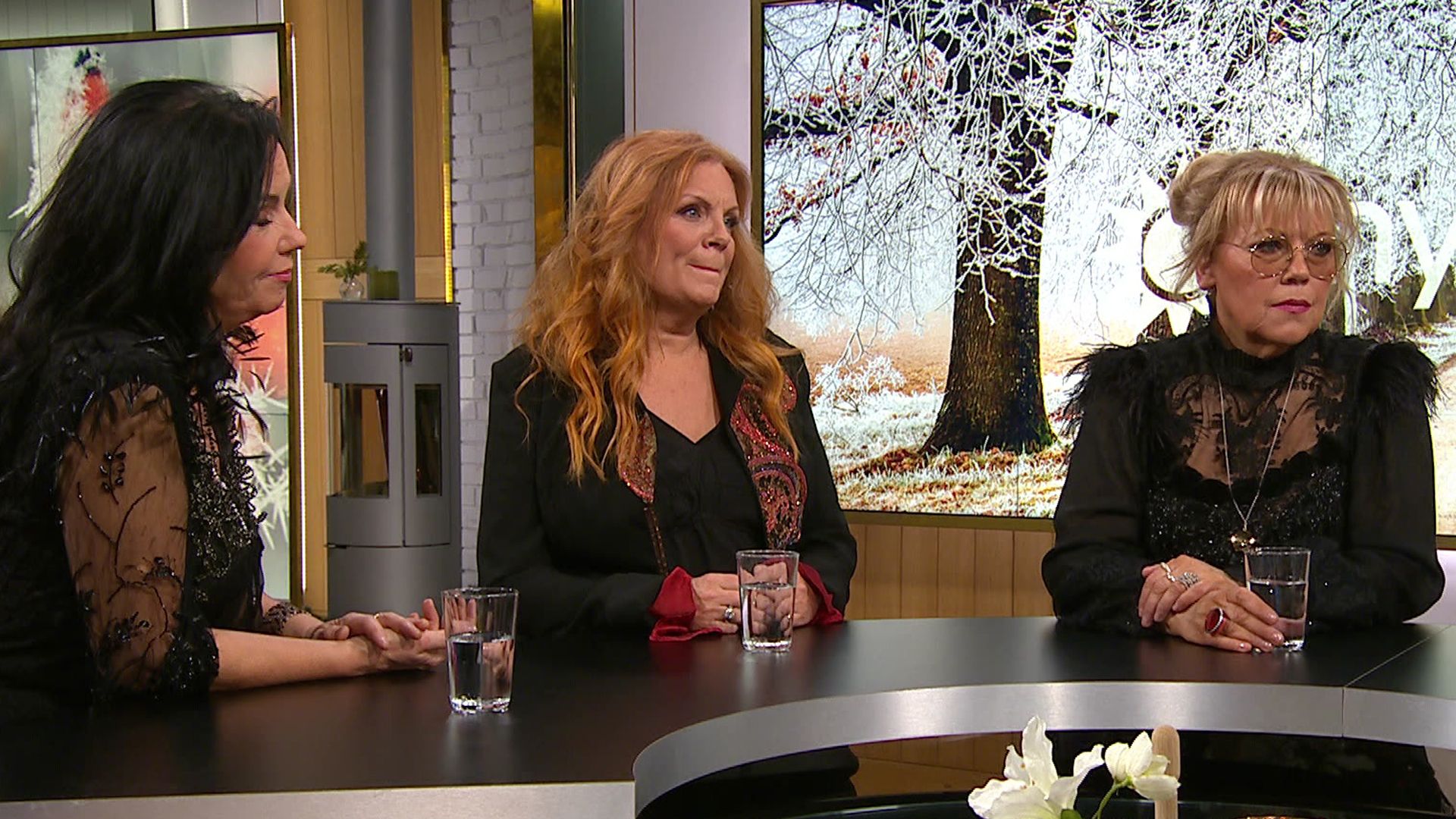 Ainbusk gör känslosam comeback