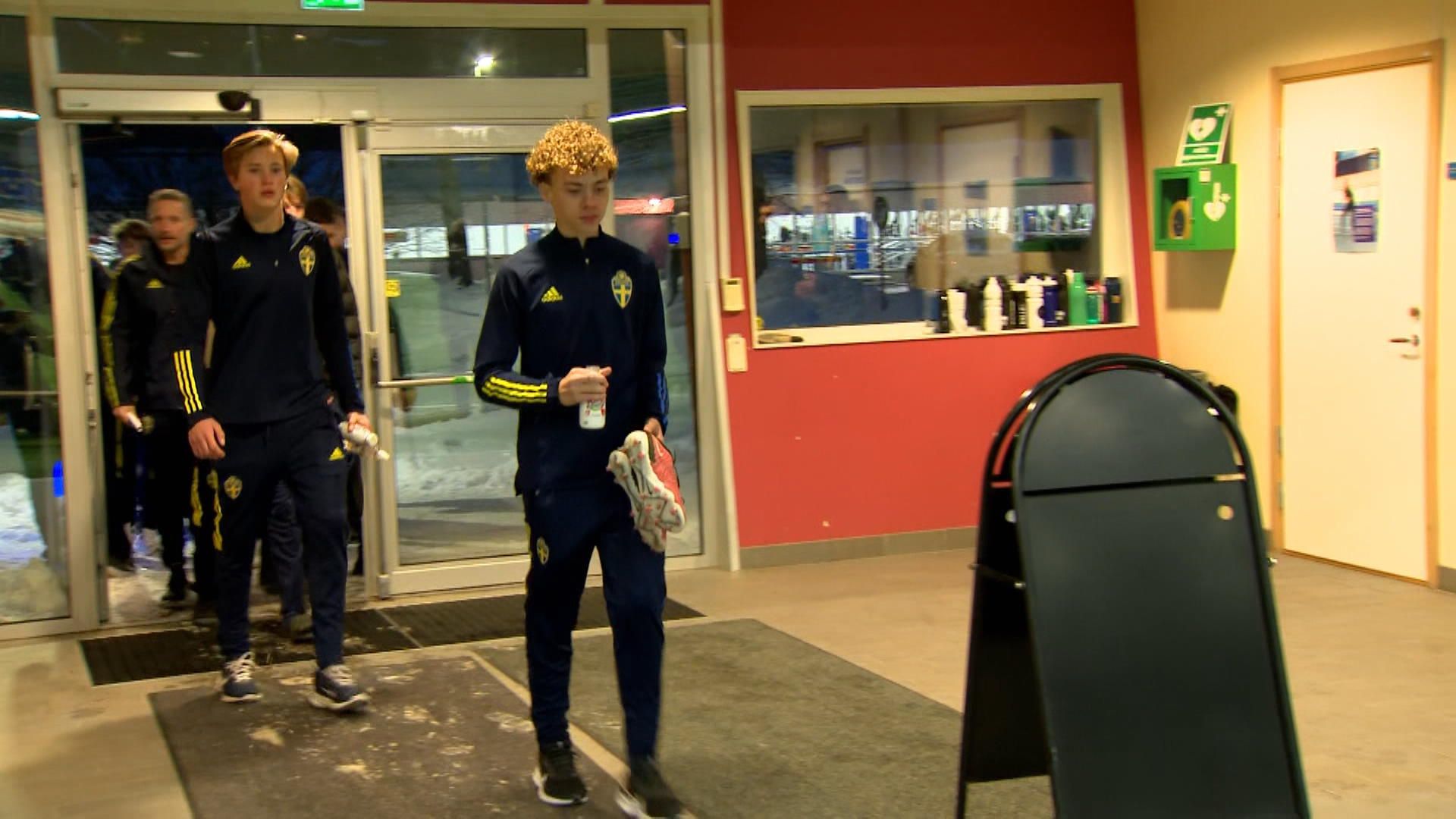 Här anländer Vincent Seger Ibrahimovic till Bosön - fotbollskanalen.se