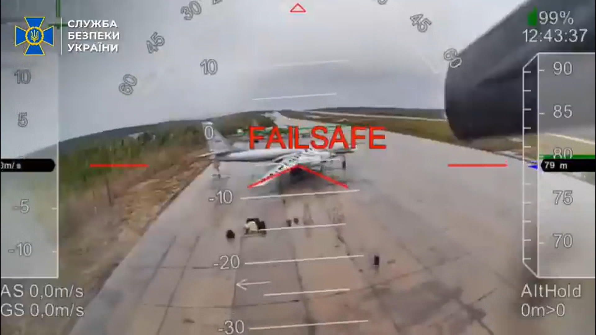 Nya bilder från Spider Web – 40 ryska bombplan förstördes