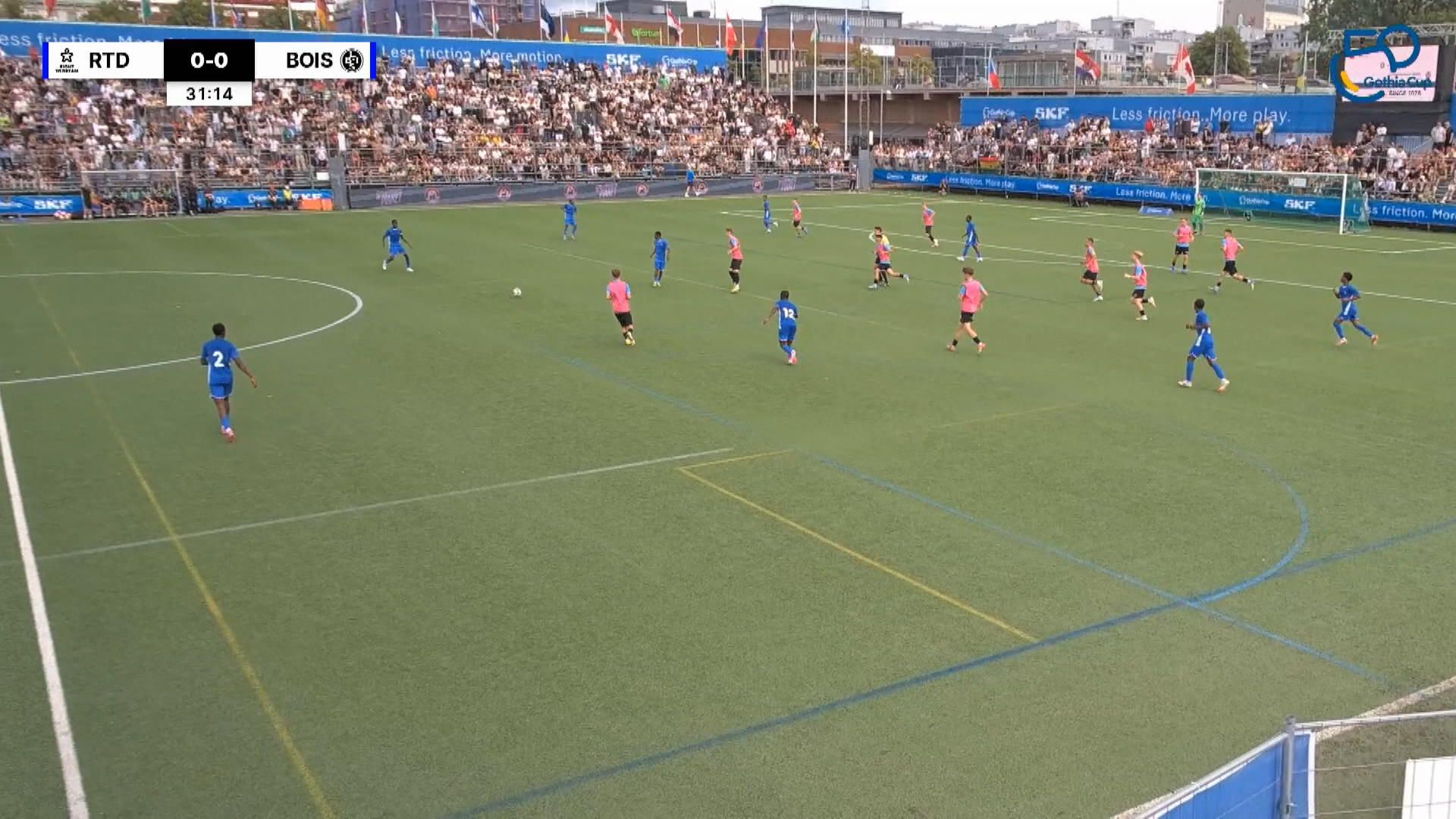 N'Sira Safi från Right to Dream gör mål i Gothia Cup - fotbollskanalen.se