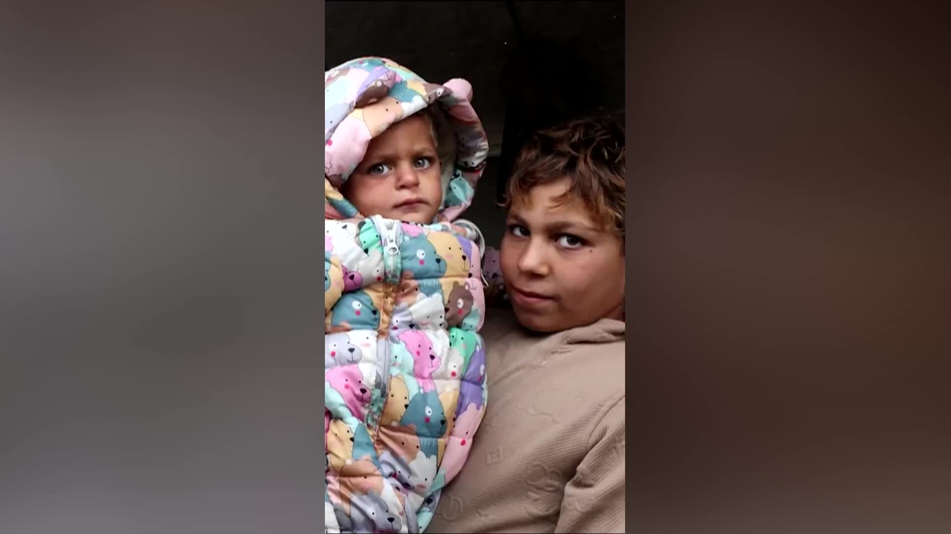 Vinterstorm i Gaza – 12 personer har frusit ihjäl