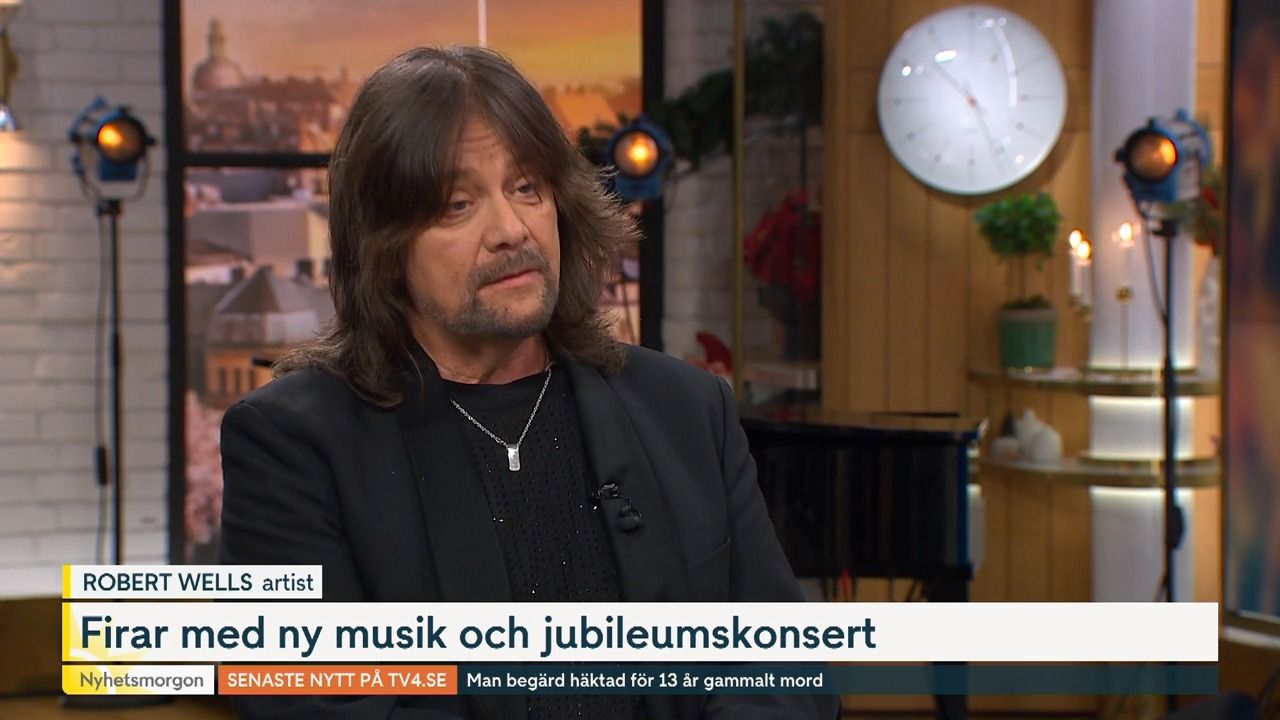Robert Wells firar 40 år vid flygeln